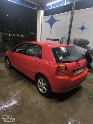 Toyota Corolla 2004 Viļņa, ar dzinēja tilpumu 2.00 L un nobraukumu 325 tūkst. km par 1150 €, foto 2 vietnē AUTOMOTO.COM.LV