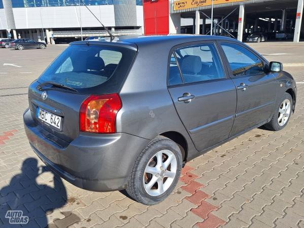 Toyota Corolla 2004 Viļņa, ar dzinēja tilpumu 2.00 L un nobraukumu 215 tūkst. km par 1150 €, foto 7 vietnē AUTOMOTO.COM.LV