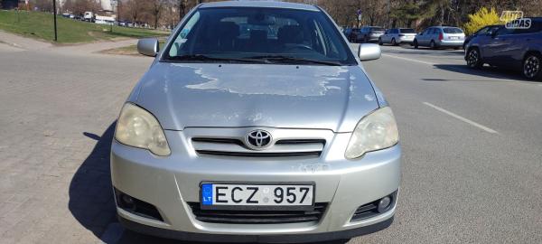 Toyota Corolla 2004 Viļņa, ar dzinēja tilpumu 1.40 L un nobraukumu 244 tūkst. km par 1500 €, foto 2 vietnē AUTOMOTO.COM.LV