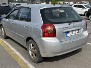 Toyota Corolla 2004 in Kaunas, with an engine capacity of 2.00 L and mileage of 332 thousand km for 350 €, photo 4 on AUTOMOTO.COM.LV