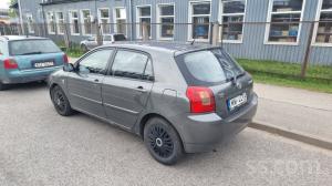 Toyota Corolla 2004 Rīga, ar dzinēja tilpumu 2.00 L un nobraukumu 282 tūkst. km par 1150 €, foto 4 vietnē AUTOMOTO.COM.LV