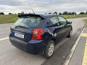 Toyota Corolla 2004 in Vievis, with an engine capacity of 1.90 L and mileage of 220 thousand km for 550 €, photo 4 on AUTOMOTO.COM.LV