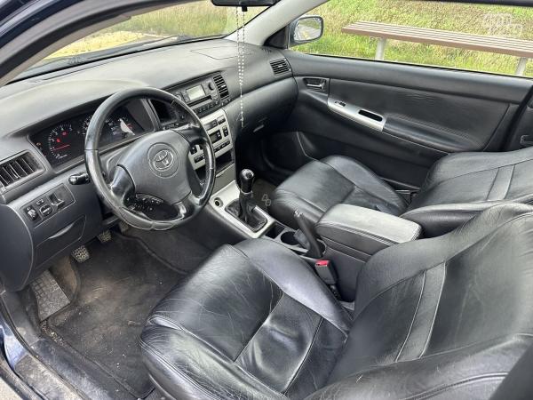 Toyota Corolla 2004 in Vievis, with an engine capacity of 1.90 L and mileage of 220 thousand km for 550 €, photo 7 on AUTOMOTO.COM.LV