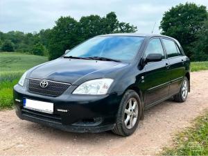 Toyota Corolla 2004 Marijampole, ar dzinēja tilpumu 2.00 L un nobraukumu 320 tūkst. km par 1250 €, foto  vietnē AUTOMOTO.COM.LV