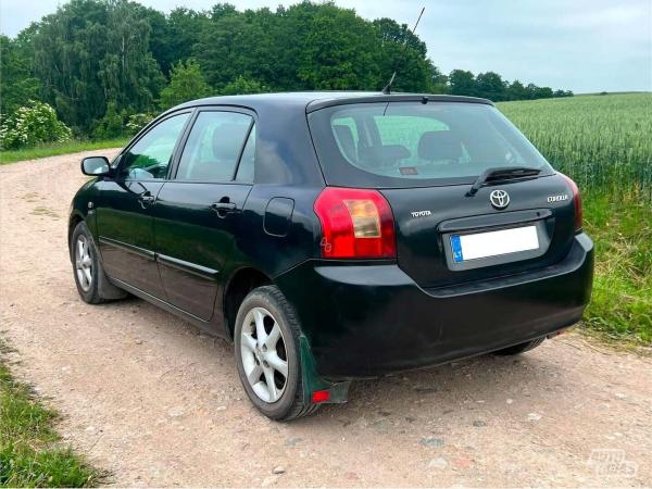 Toyota Corolla 2004 Marijampole vietnē Toyota Corolla 2004 Marijampole, ar dzinēja tilpumu 2.00 L un nobraukumu 320 tūkst. km par 1250 €, foto 5 vietnē AUTOMOTO.COM.LV