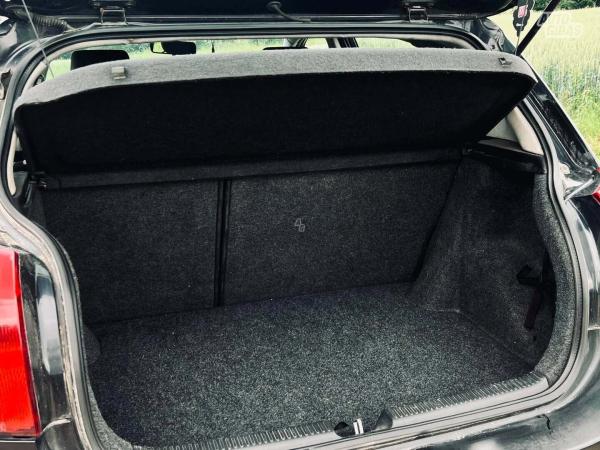 Toyota Corolla 2004 Marijampole vietnē Toyota Corolla 2004 Marijampole, ar dzinēja tilpumu 2.00 L un nobraukumu 320 tūkst. km par 1250 €, foto 6 vietnē AUTOMOTO.COM.LV
