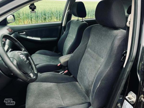 Toyota Corolla 2004 Marijampole vietnē Toyota Corolla 2004 Marijampole, ar dzinēja tilpumu 2.00 L un nobraukumu 320 tūkst. km par 1250 €, foto 10 vietnē AUTOMOTO.COM.LV