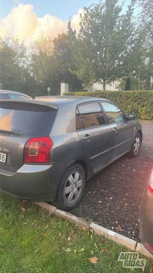 Toyota Corolla 2004 in Telschi, with an engine capacity of 2.00 L and mileage of 320 thousand km for 850 €, photo  on AUTOMOTO.COM.LV