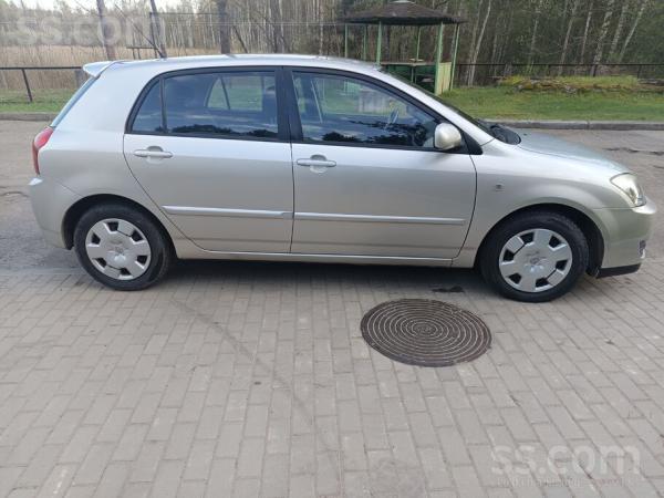 Toyota Corolla 2005 in Daugavpils, with an engine capacity of 1.40 L and mileage of 250 thousand km for 1200 €, photo 4 on AUTOMOTO.COM.LV