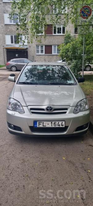 Toyota Corolla 2005 Rīga, ar dzinēja tilpumu 1.40 L un nobraukumu 300 tūkst. km par 1390 €, foto 1 vietnē AUTOMOTO.COM.LV