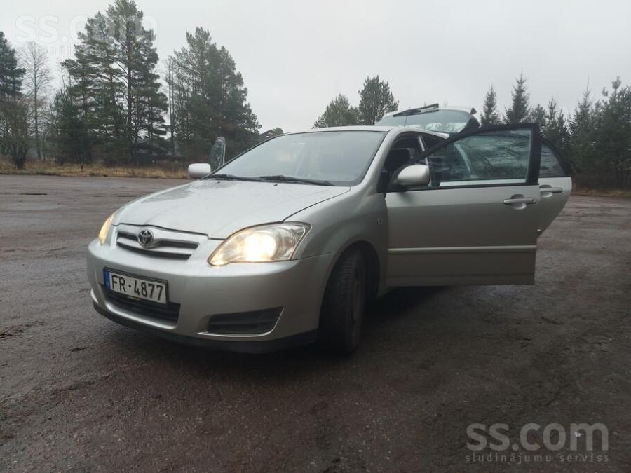 Toyota Corolla 2005 in Jurmala, with an engine capacity of 1.40 L and mileage of 247 thousand km for 1300 €, photo 2 on AUTOMOTO.COM.LV