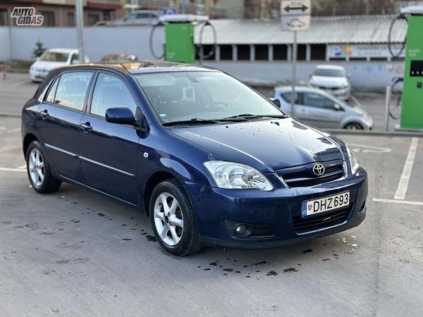 Тойота Королла 2005 в Вильнюс, объемом двигателя 1.40 л и пробегом 310 тыс. км за 2000 €, фото 1 на AUTOMOTO.COM.LV
