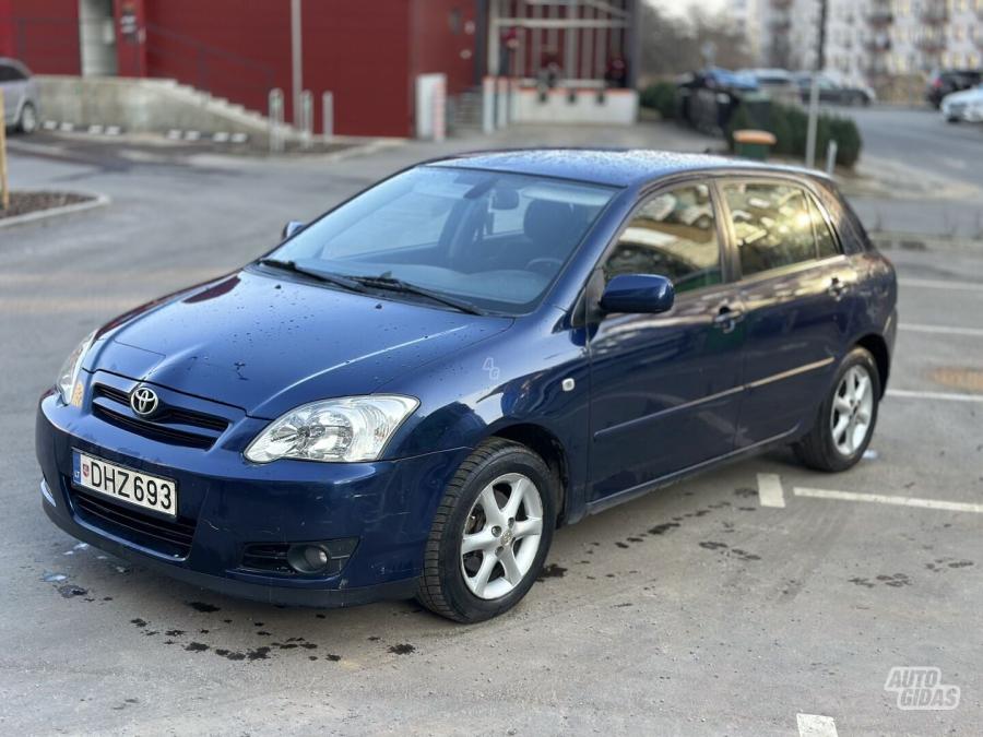 Toyota Corolla 2005 in Vilnius, with an engine capacity of 1.40 L and mileage of 310 thousand km for 2000 €, photo 4 on AUTOMOTO.COM.LV