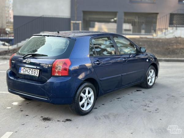 Toyota Corolla 2005 Viļņa, ar dzinēja tilpumu 1.40 L un nobraukumu 310 tūkst. km par 2000 €, foto 7 vietnē AUTOMOTO.COM.LV