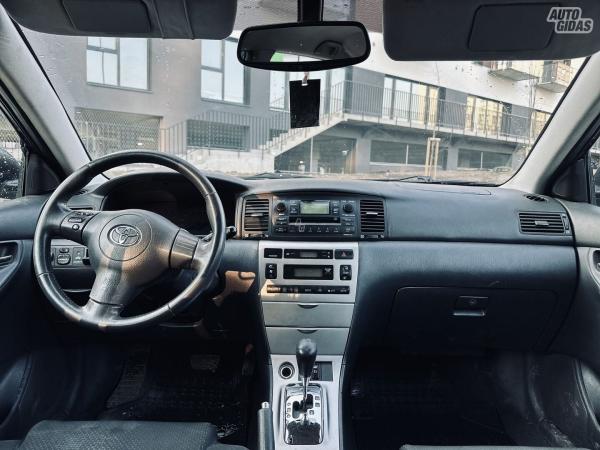 Toyota Corolla 2005 Viļņa, ar dzinēja tilpumu 1.40 L un nobraukumu 310 tūkst. km par 2000 €, foto 10 vietnē AUTOMOTO.COM.LV