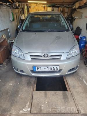 Toyota Corolla 2005 in Riga, with an engine capacity of 1.40 L and mileage of 305 thousand km for 500 €, photo 5 on AUTOMOTO.COM.LV