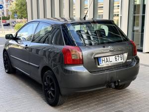 Toyota Corolla 2005 in Vilnius, with an engine capacity of 2.00 L and mileage of 301 thousand km for 680 €, photo 4 on AUTOMOTO.COM.LV
