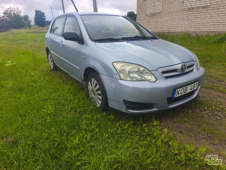 Toyota Corolla 2005 in Ignalina, with an engine capacity of 1.40 L and mileage of 181 thousand km for 850 €, photo 3 on AUTOMOTO.COM.LV