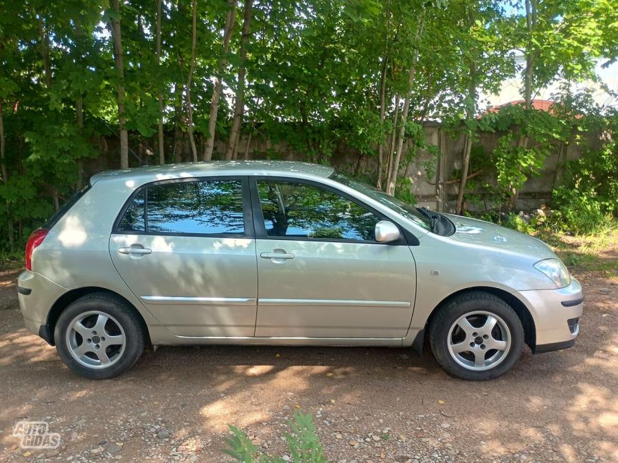 Toyota Corolla 2005 Šilalė, ar dzinēja tilpumu 1.40 L un nobraukumu 240 tūkst. km par 1900 €, foto 5 vietnē AUTOMOTO.COM.LV