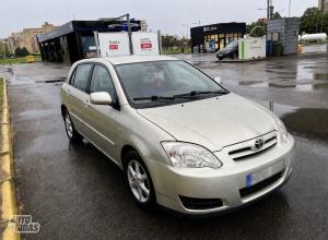 Toyota Corolla 2005 in Kaunas, with an engine capacity of 2.00 L and mileage of 266 thousand km for 1800 €, photo  on AUTOMOTO.COM.LV