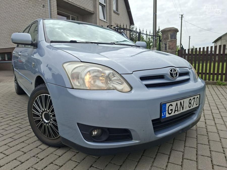 Toyota Corolla 2005 in Kretinga, with an engine capacity of 2.00 L and mileage of 259 thousand km for 1950 €, photo 1 on AUTOMOTO.COM.LV