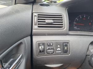 Toyota Corolla 2005 in Kretinga, with an engine capacity of 2.00 L and mileage of 259 thousand km for 1850 €, photo 13 on AUTOMOTO.COM.LV