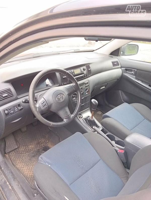 Toyota Corolla 2005 Utena vietnē Toyota Corolla 2005 Utena, ar dzinēja tilpumu 1.40 L un nobraukumu 366 tūkst. km par 1500 €, foto 7 vietnē AUTOMOTO.COM.LV