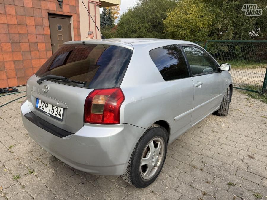 Тойота Королла 2005 в Вильнюс, объемом двигателя 2.00 л и пробегом 370 тыс. км за 750 €, фото 4 на AUTOMOTO.COM.LV