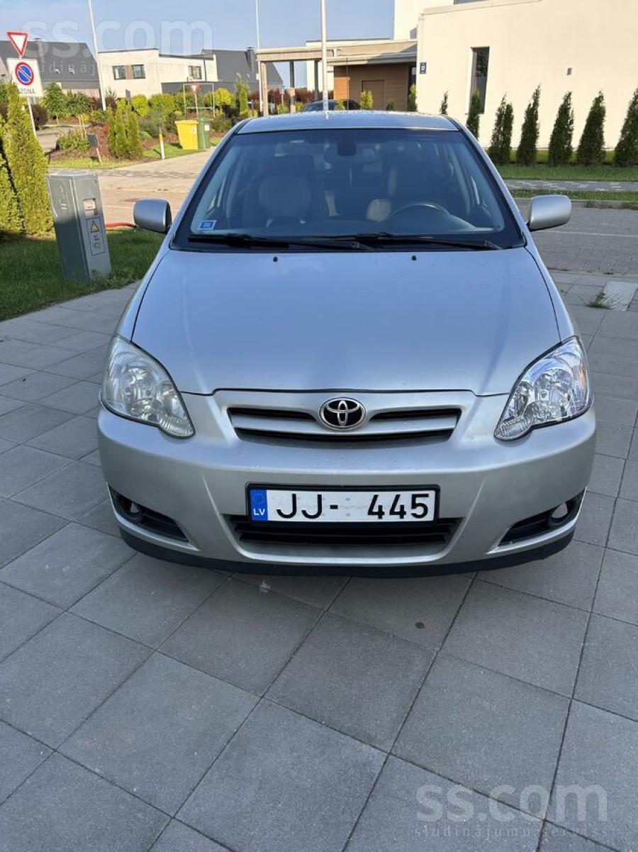 Toyota Corolla 2006 in Riga, with an engine capacity of 1.40 L and mileage of 335 thousand km for 1488 €, photo 1 on AUTOMOTO.COM.LV