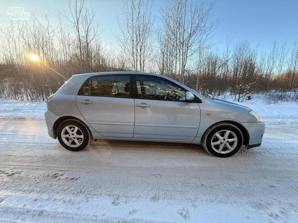Toyota Corolla 2006 Viļņa, ar dzinēja tilpumu 1.40 L un nobraukumu 250 tūkst. km par 2650 €, foto 4 vietnē AUTOMOTO.COM.LV