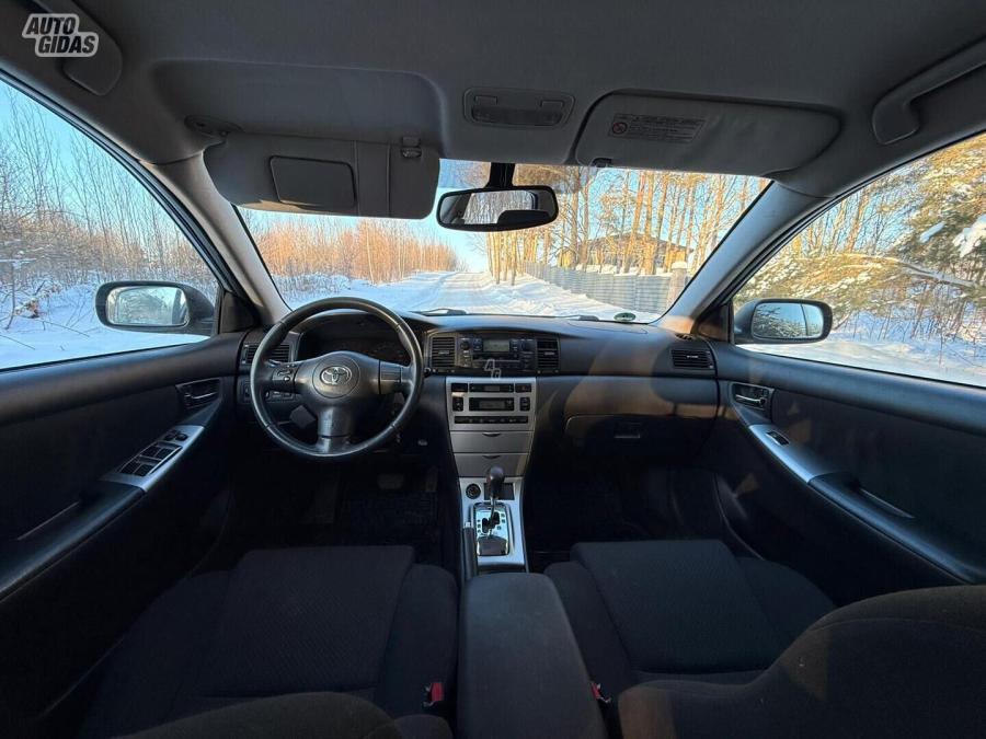 Toyota Corolla 2006 in Vilnius, with an engine capacity of 1.40 L and mileage of 250 thousand km for 2650 €, photo 8 on AUTOMOTO.COM.LV