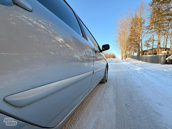 Toyota Corolla 2006 Viļņa, ar dzinēja tilpumu 1.40 L un nobraukumu 250 tūkst. km par 2650 €, foto 9 vietnē AUTOMOTO.COM.LV