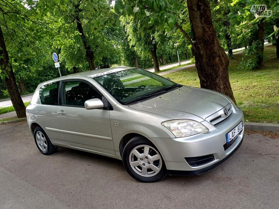 Toyota Corolla 2006 Kauņa, ar dzinēja tilpumu 2.00 L un nobraukumu 315 tūkst. km par 1800 €, foto 4 vietnē AUTOMOTO.COM.LV