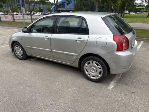 Toyota Corolla 2006 Viļņa, ar dzinēja tilpumu 1.40 L un nobraukumu 241 tūkst. km par 880 €, foto 5 vietnē AUTOMOTO.COM.LV