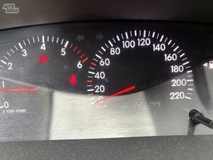 Toyota Corolla 2006 Viļņa, ar dzinēja tilpumu 1.40 L un nobraukumu 241 tūkst. km par 880 €, foto 11 vietnē AUTOMOTO.COM.LV