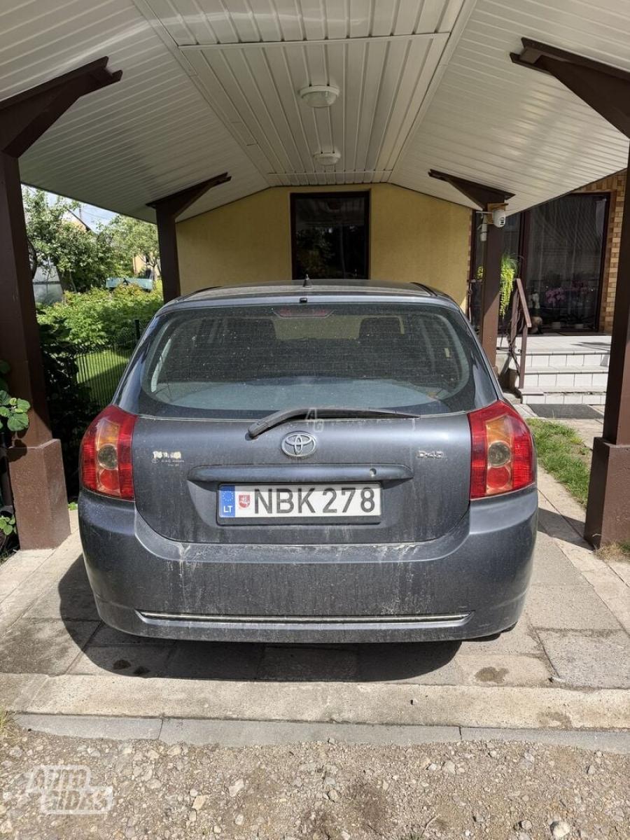 Toyota Corolla 2006 in Vilnius, with an engine capacity of 1.40 L and mileage of 248 thousand km for 1400 €, photo 5 on AUTOMOTO.COM.LV