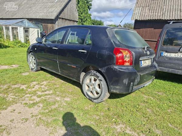 Toyota Corolla 2006 Šilalė, ar dzinēja tilpumu 2.00 L un nobraukumu 300 tūkst. km par 500 €, foto 4 vietnē AUTOMOTO.COM.LV