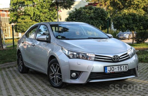 Toyota Corolla 2014 Rīga, ar dzinēja tilpumu 1.60 L un nobraukumu 200 tūkst. km par 7900 €, foto 9 vietnē AUTOMOTO.COM.LV