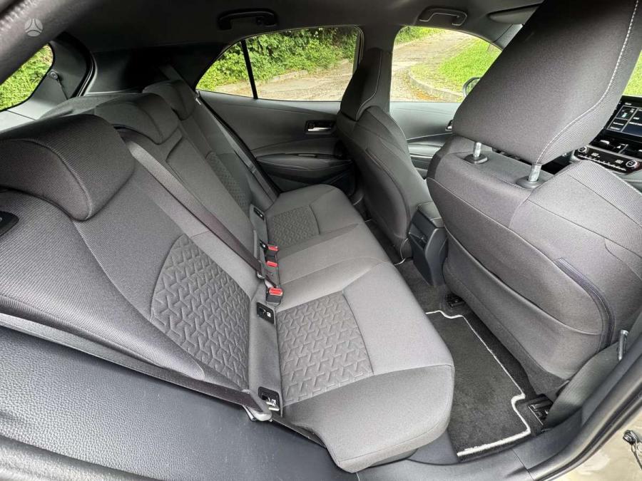 Toyota Corolla 2019 Kauņa, ar dzinēja tilpumu 1.80 L un nobraukumu 172 tūkst. km par 15950 €, foto 15 vietnē AUTOMOTO.COM.LV