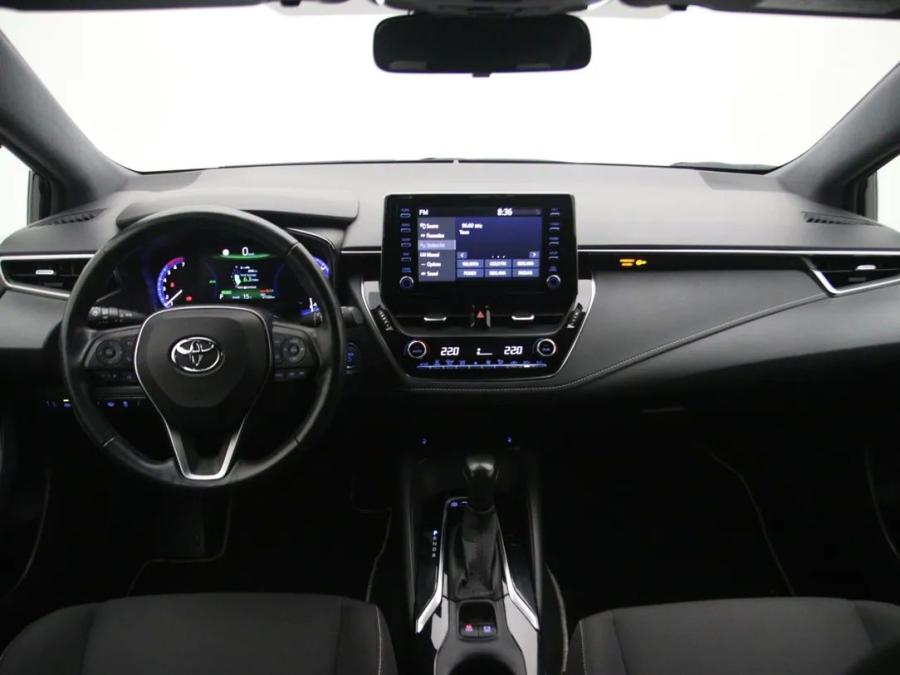 Toyota Corolla 2021 in Vilnius, with an engine capacity of 1.80 L and mileage of 57 thousand km for 18499 €, photo 2 on AUTOMOTO.COM.LV