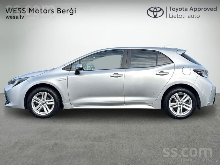 Toyota Corolla 2021 in Riga, with an engine capacity of 1.80 L and mileage of 104 thousand km for 16490 €, photo 4 on AUTOMOTO.COM.LV