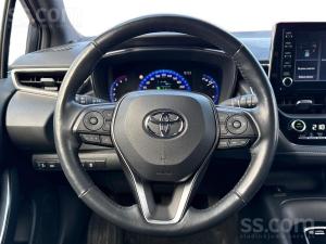 Toyota Corolla 2021 in Riga, with an engine capacity of 1.80 L and mileage of 104 thousand km for 16490 €, photo 13 on AUTOMOTO.COM.LV