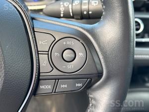 Toyota Corolla 2021 in Riga, with an engine capacity of 1.80 L and mileage of 104 thousand km for 16490 €, photo 17 on AUTOMOTO.COM.LV