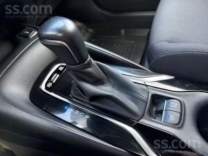 Toyota Corolla 2021 in Riga, with an engine capacity of 1.80 L and mileage of 104 thousand km for 16490 €, photo 18 on AUTOMOTO.COM.LV