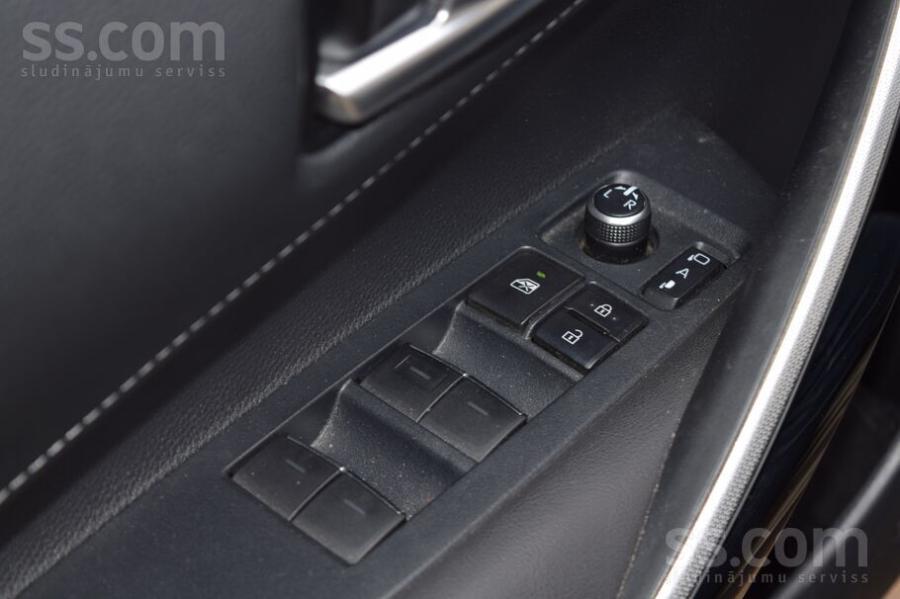 Toyota Corolla 2021 Tukums, ar dzinēja tilpumu 1.20 L un nobraukumu 48 tūkst. km par 15000 €, foto 19 vietnē AUTOMOTO.COM.LV