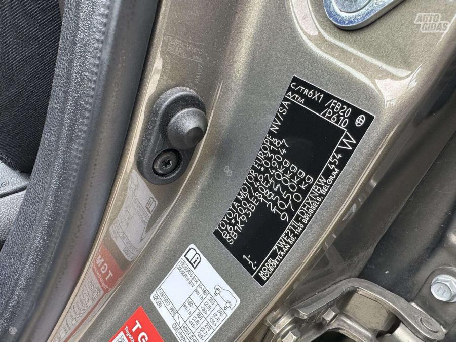 Toyota Corolla 2021 in Vilnius, with an engine capacity of 1.80 L and mileage of 171 thousand km for 15950 €, photo 20 on AUTOMOTO.COM.LV