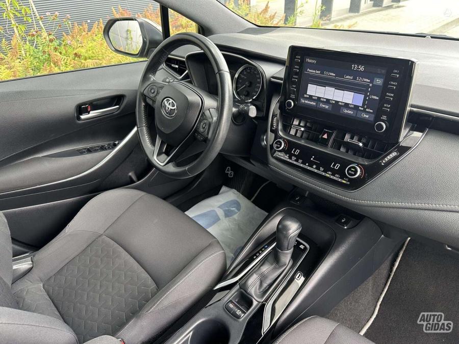 Toyota Corolla 2021 in Vilnius, with an engine capacity of 1.80 L and mileage of 171 thousand km for 15950 €, photo 23 on AUTOMOTO.COM.LV