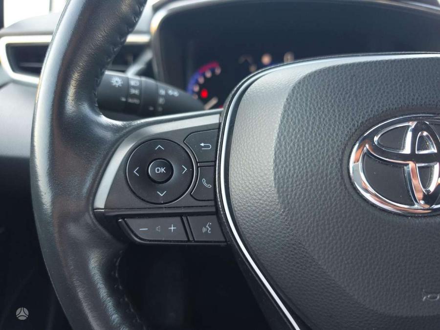 Toyota Corolla 2022 in Klaipeda, with an engine capacity of 1.80 L and mileage of 61 thousand km for 18991 €, photo 17 on AUTOMOTO.COM.LV