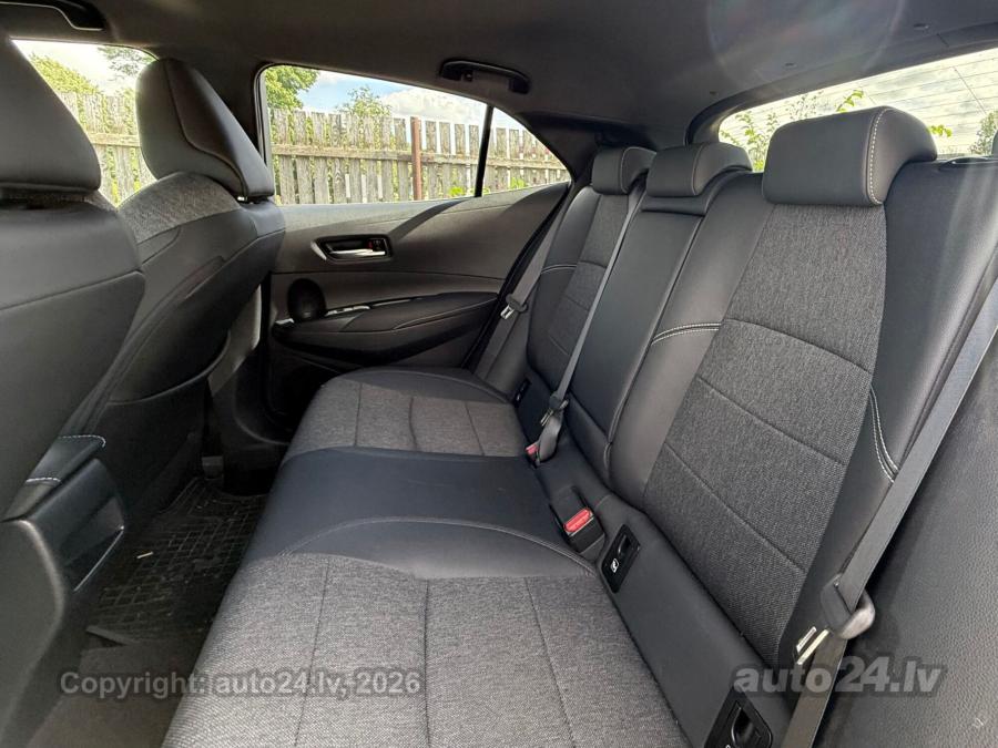 Toyota Corolla 2022 in Tallinn, with an engine capacity of 1.80 L and mileage of 35 thousand km for 19900 €, photo 5 on AUTOMOTO.COM.LV