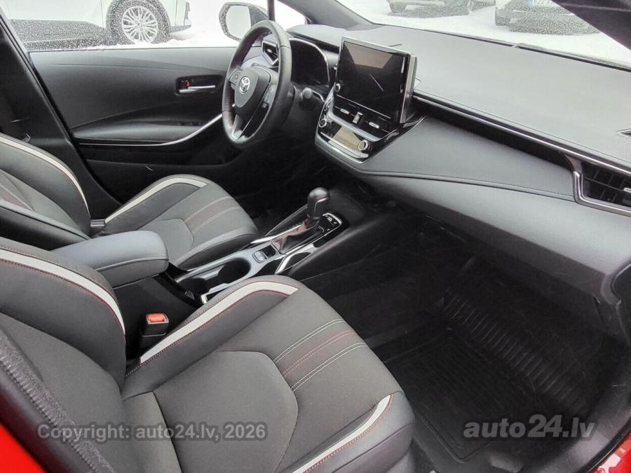 Toyota Corolla 2023 in Tallinn, with an engine capacity of 1.80 L and mileage of 16 thousand km for 25995 €, photo 6 on AUTOMOTO.COM.LV